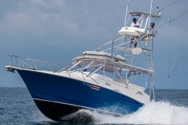 Dream Maker Fishing Charter - Stay in Costa Rica