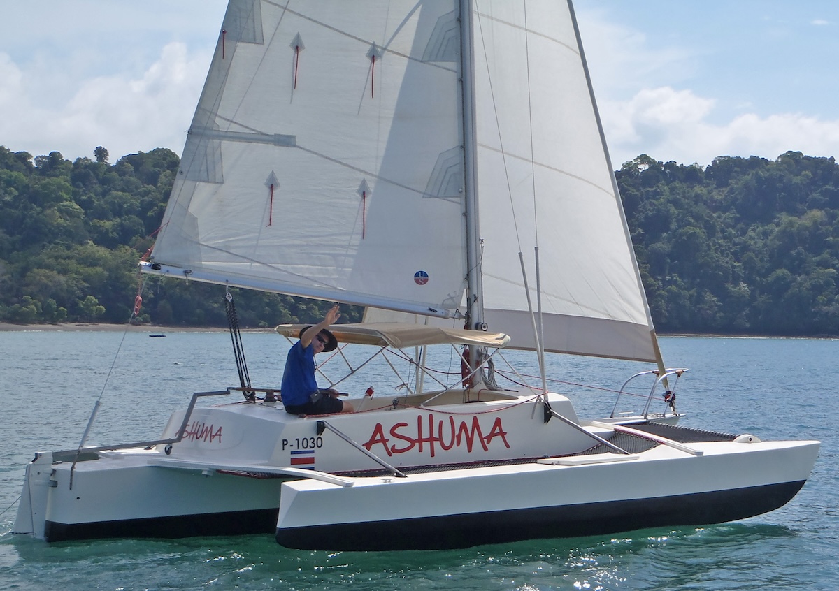 Sailing tour in Los Suenos Ashuma | Stay In Costa Rica